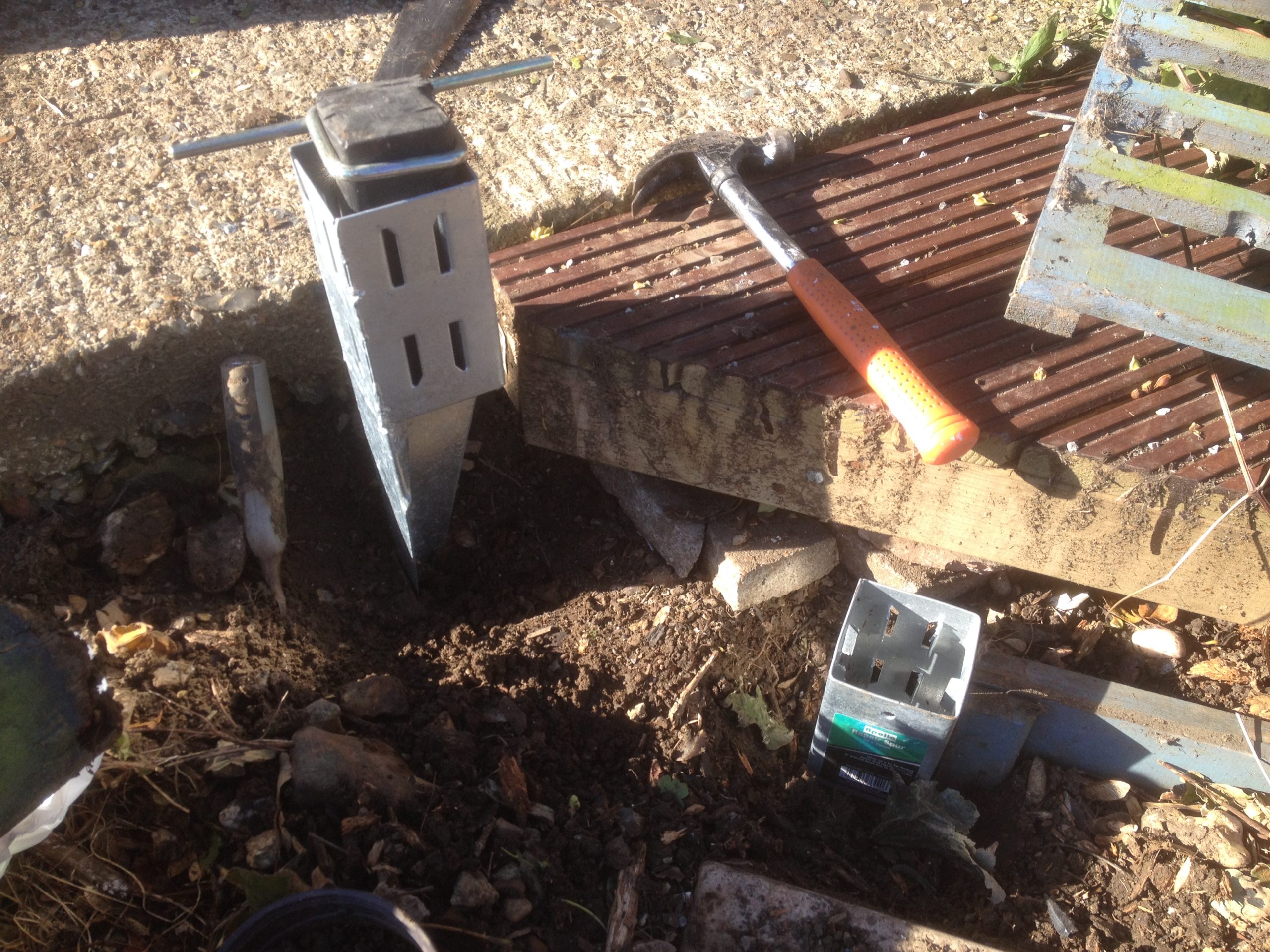 Fence Spurs - Garden Geek